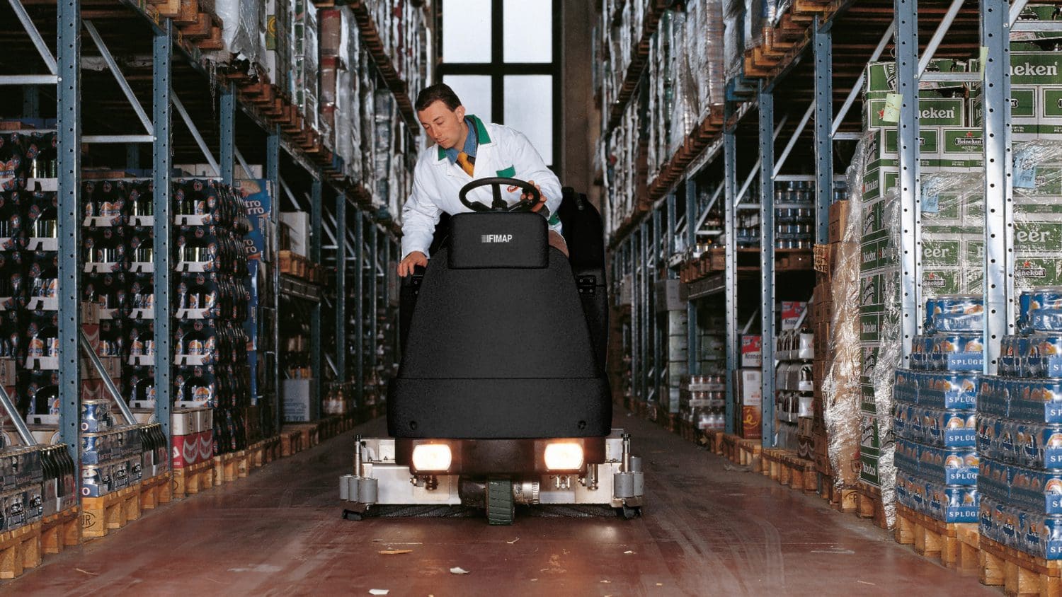 Warehouse Cleaning | Sweepers | Scrubbers